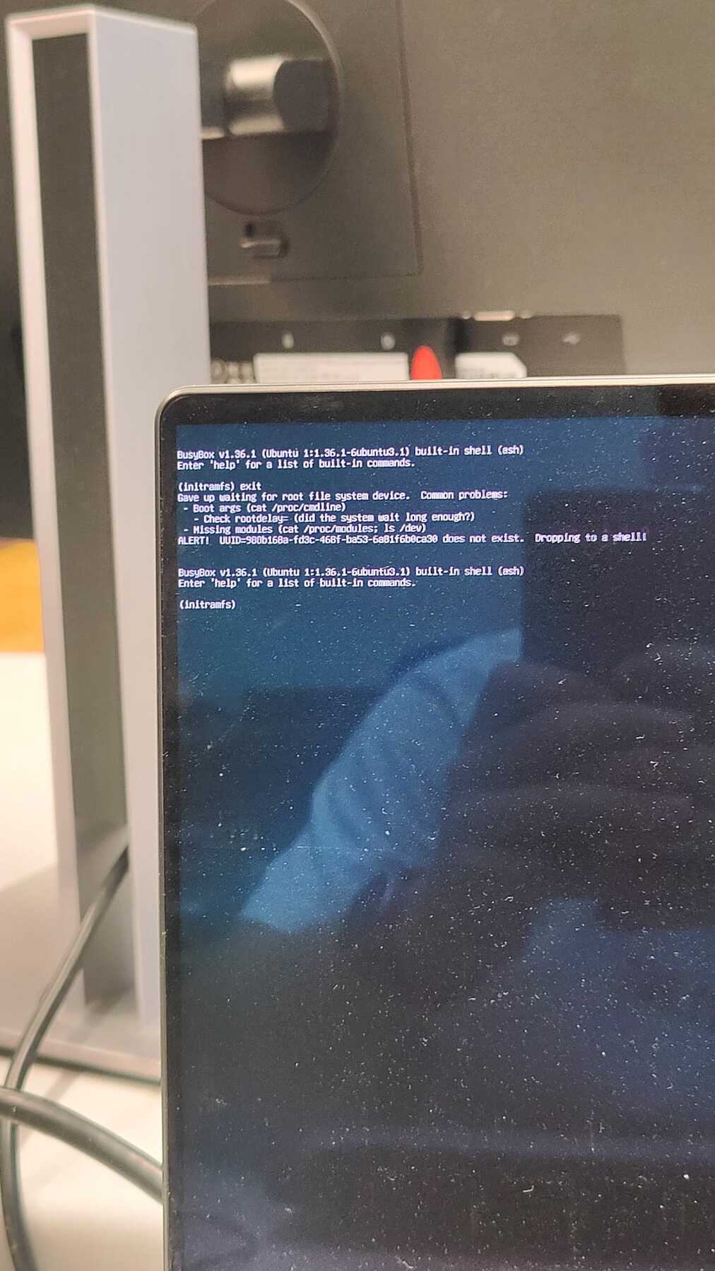 Stuck in Busybox initramfs terminal on boot - Support and Help - Ubuntu Community Hub